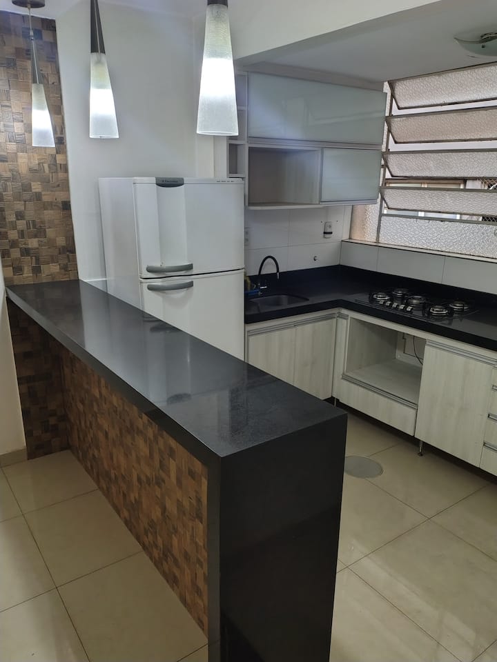 Excelente Localização 
3 Quartos
Ideal P/ Moto Gp - Goiânia