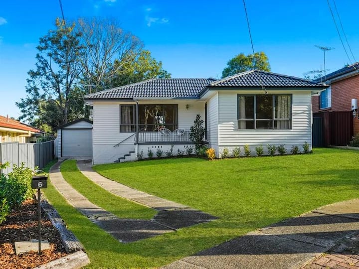 Bright Family Stay In Toongabbie - 布萊克敦