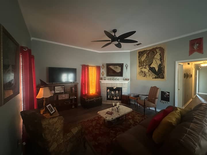 Muggles’ Manor:
A Harry Potter Experience - Gulfport, MS