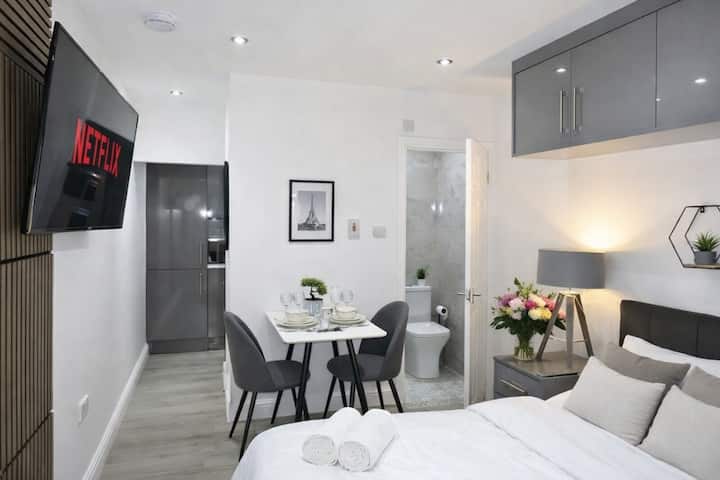 Modern Studio | Near Nec & Bhx | Free Parking - Birmingham