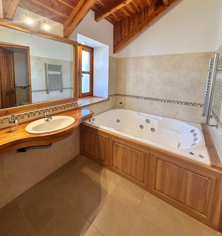 Depto Premium Con Jacuzzi Doble | 5 Min Del Centro - San Carlos de Bariloche