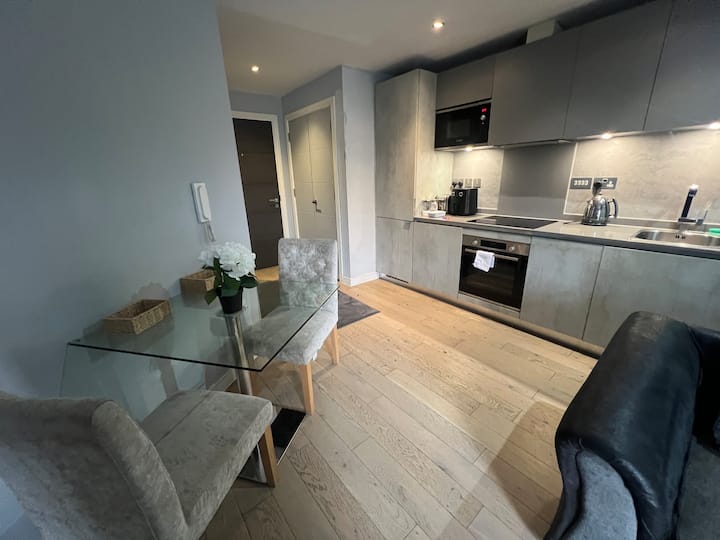 Budget Friendly Apartment - Luton