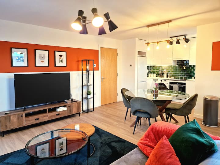 Luxury Flat In Cambridge | Free Wi-fi & Parking - Cambridge