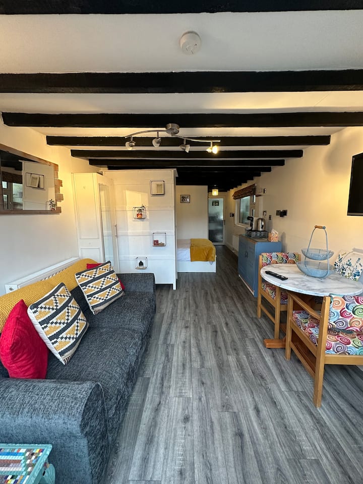 Close To A Shakespeare Attraction - Stratford-upon-Avon