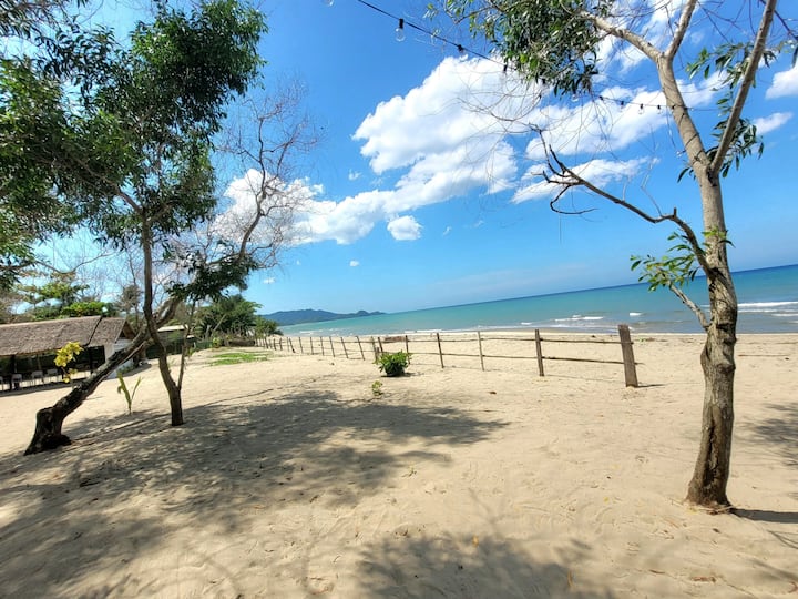 Nau Haven Private Beach Place - Sipalay