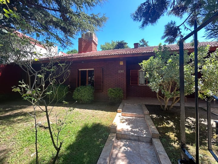 Casa Para 11 Personas - Mar de Ajó