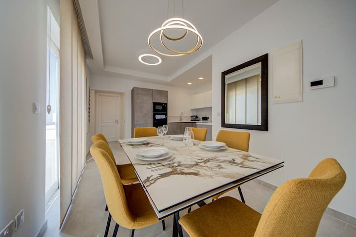 Beautiful Penthouse With Private Pool And Sea View - Malta