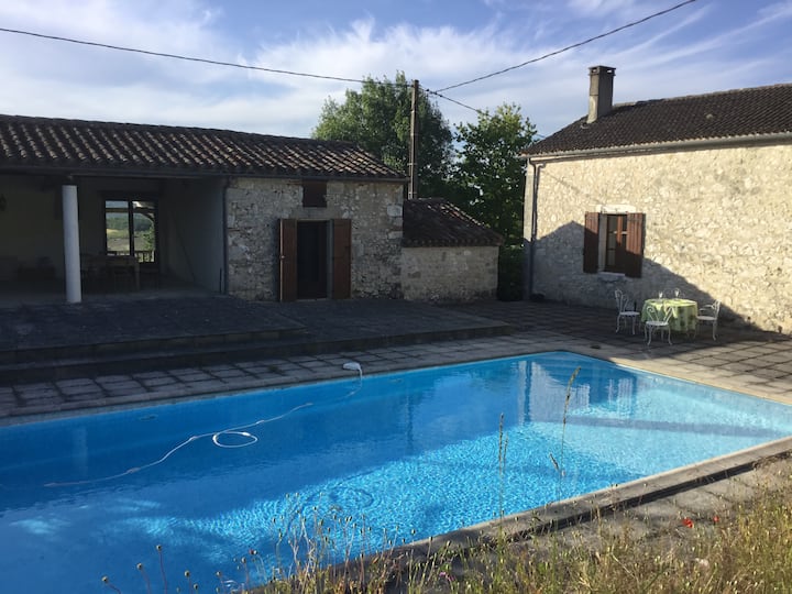 Stone Built Farmhouse - Saint-Georges