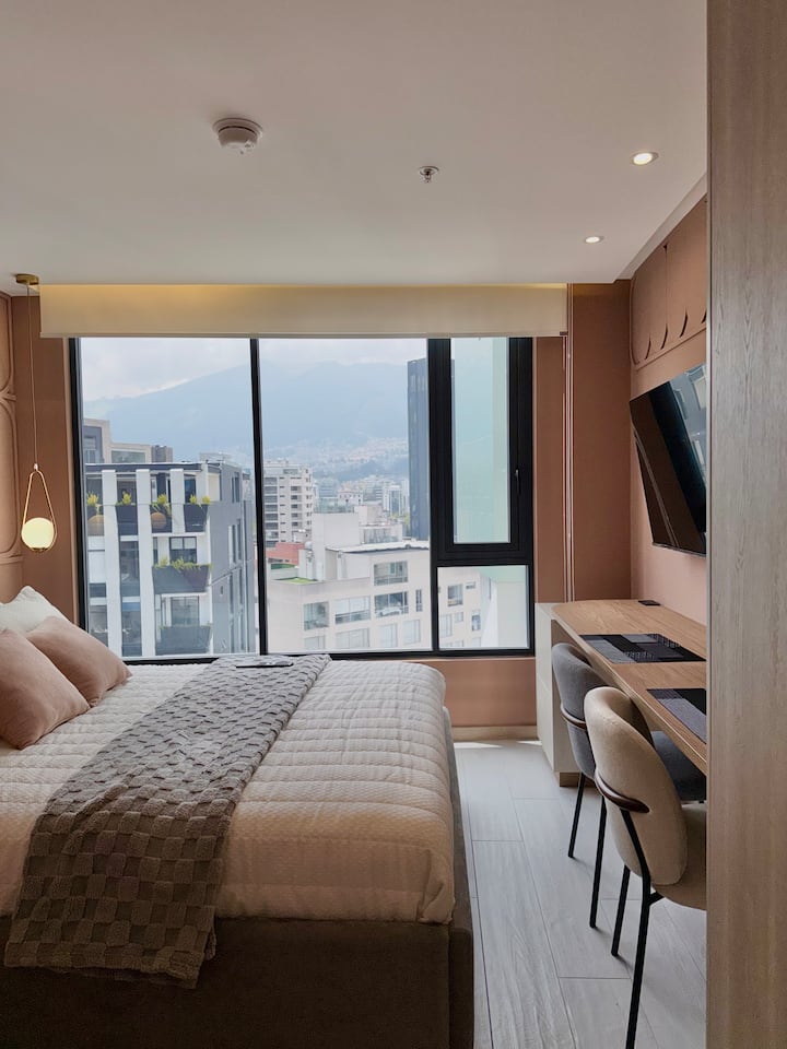 Aura Suite Con Amenidades Top En La Carolina - Quito