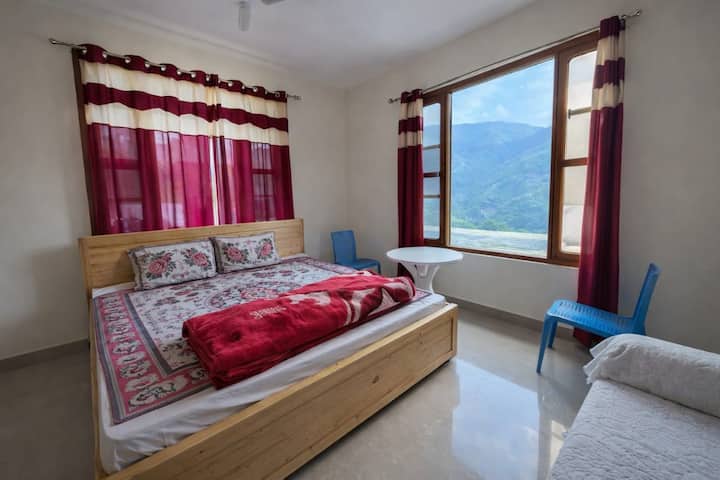 Radhakrishna Homestay - Kullu