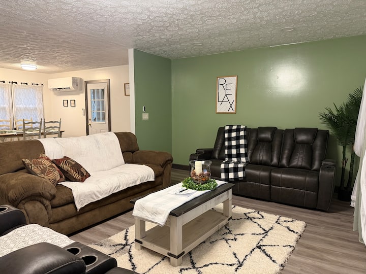 Country Retreat - Spring Lake, Ashland