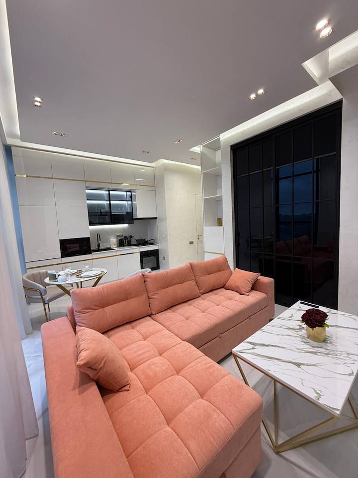 Elegant Apartment At The City Center - Tashkent