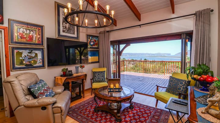 Rustic Log Cabin With Stunning Views - Knysna