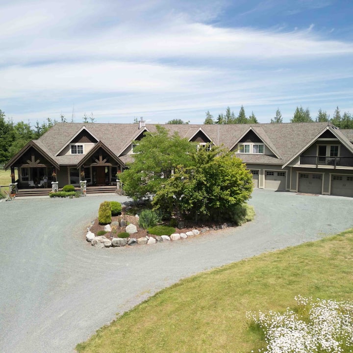 Windrush Country Estate
Luxury 1br
5 Star - Nanaimo