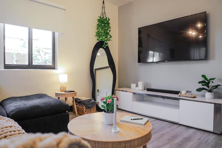 1br Apt Near Design District + Free Parking 5 Ppl - Miami