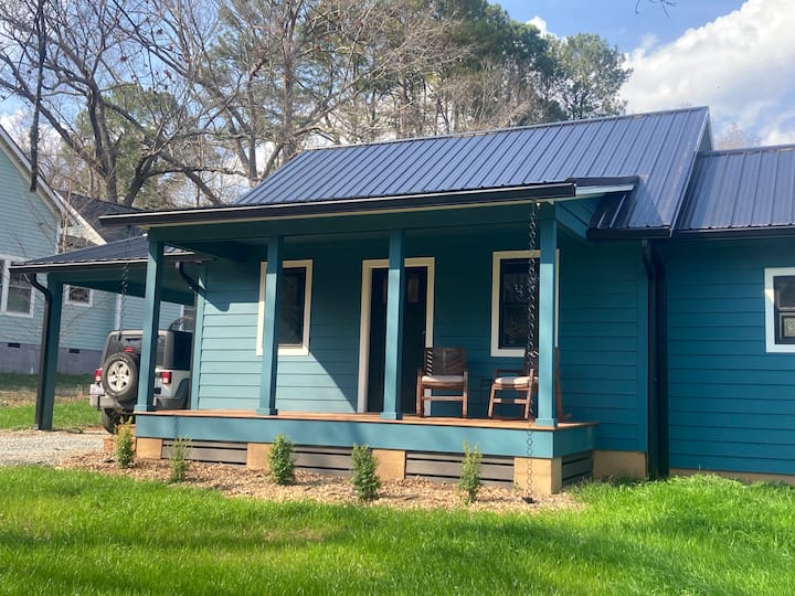 Refuge Railroad Suite - Hillsborough, NC