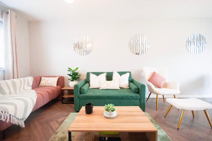 3br | Parking | Nr Bradgate Park, Uni & Leicester - Loughborough