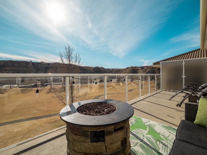 Golf Course, Beautiful Views & Tranquility Zen Den - Alberta