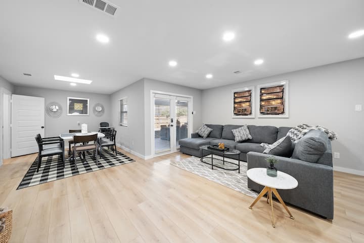 Clean & Comfy Retreat Fast Wifi Near Plano&dallas - Richardson, TX