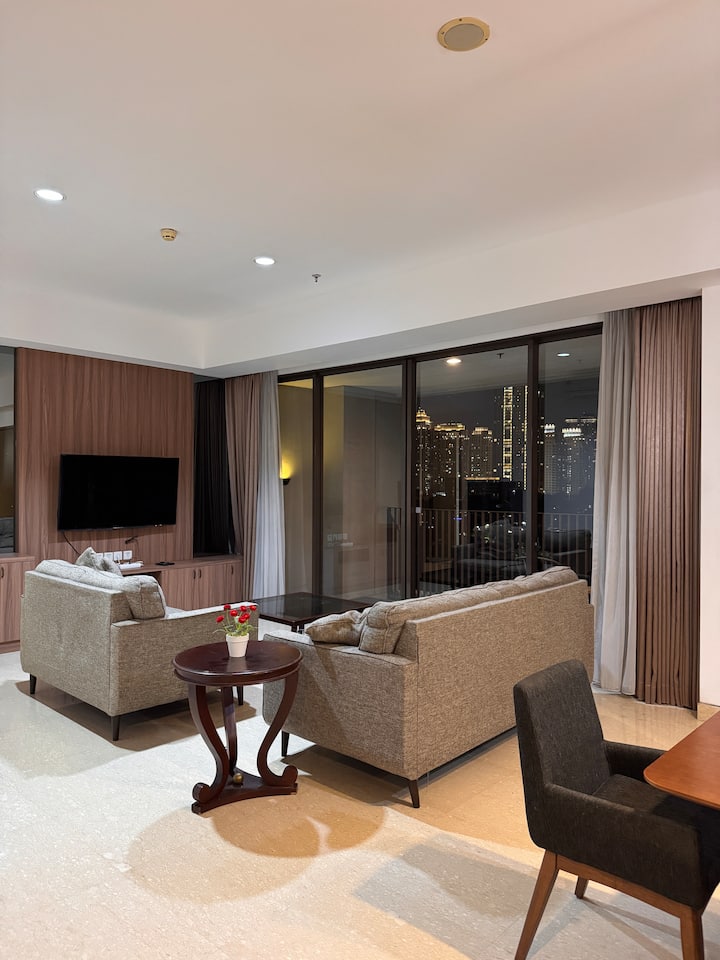 Massive 177m² 3br - 1park Avenue | Pool & Gym - Kemang