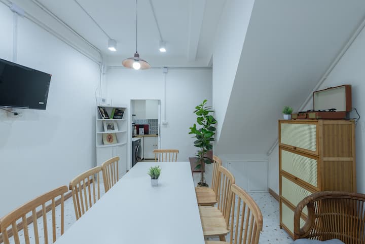 Mein Haus A @Bangpho "Like Your Friend's House" - Bangkok