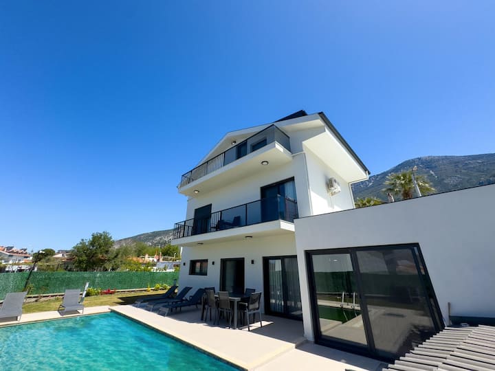 Villa Anka Romeo – ÖZel Kapalı Ve Açık Havuzlu - Ölüdeniz