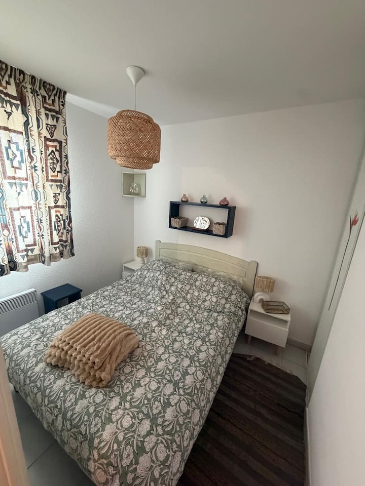 Appartement Avec 1 Chambre, Parking Privé, Piscine - Le Grau-du-Roi