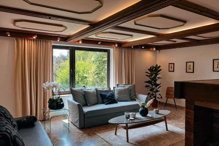 Cozy And Roomy Villa In 19th District - Wien