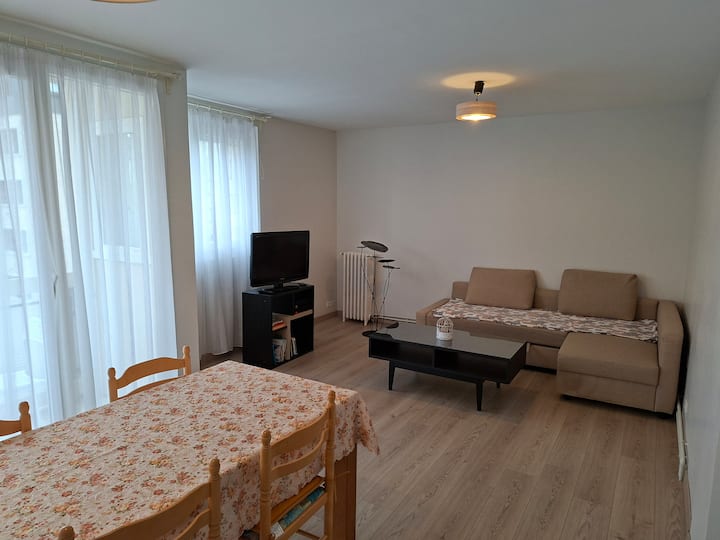 Entre Gare Et Château - Caen