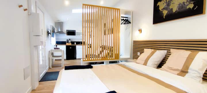 Suite Calme Avec Terrasse Privée, 15 Min Bordeaux - Pessac