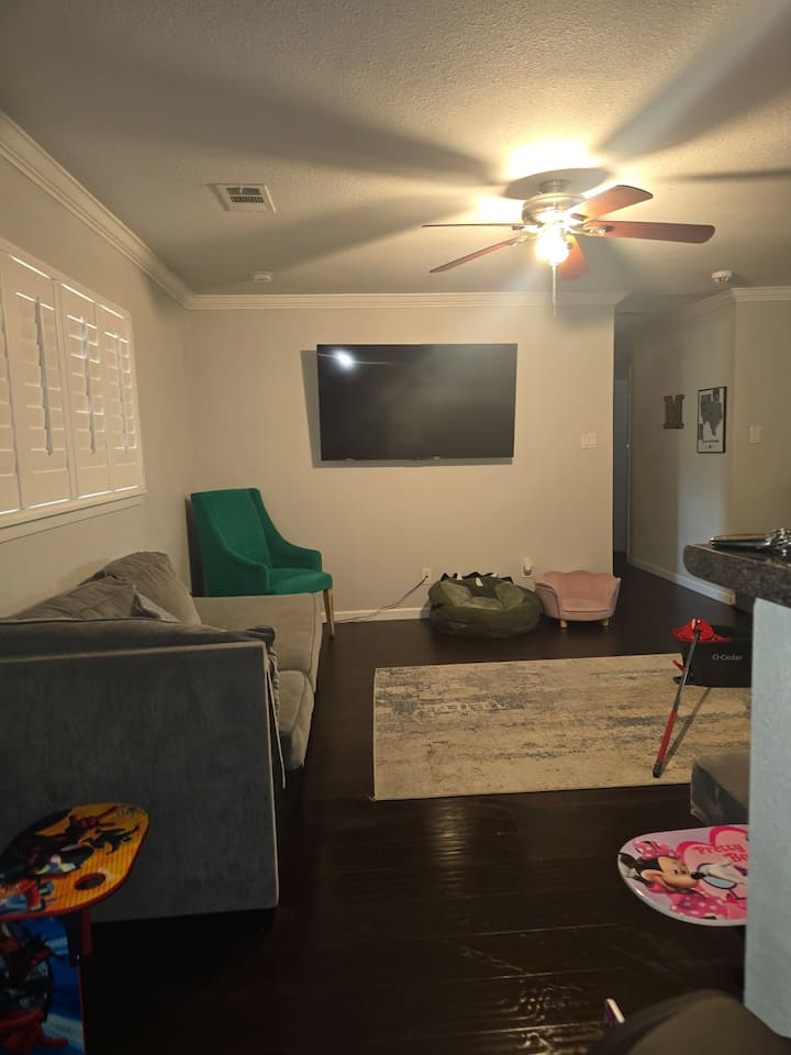 East Fort Worth Retreat - Arlington, TX