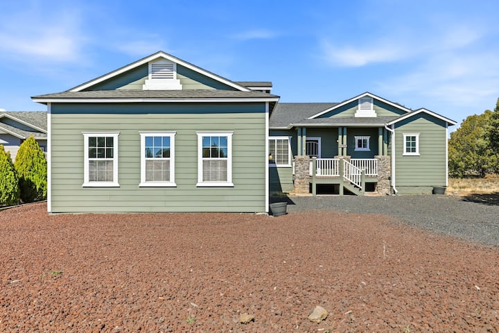 Whispering Pines Retreat - Show Low, AZ
