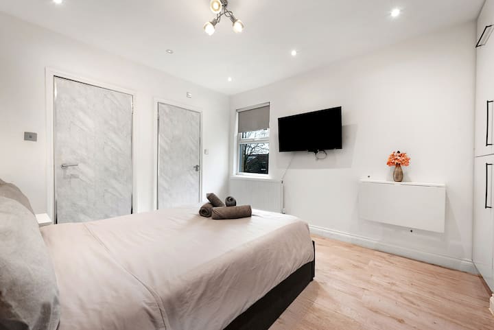 Central London Studio – W14 Gem - Fulham