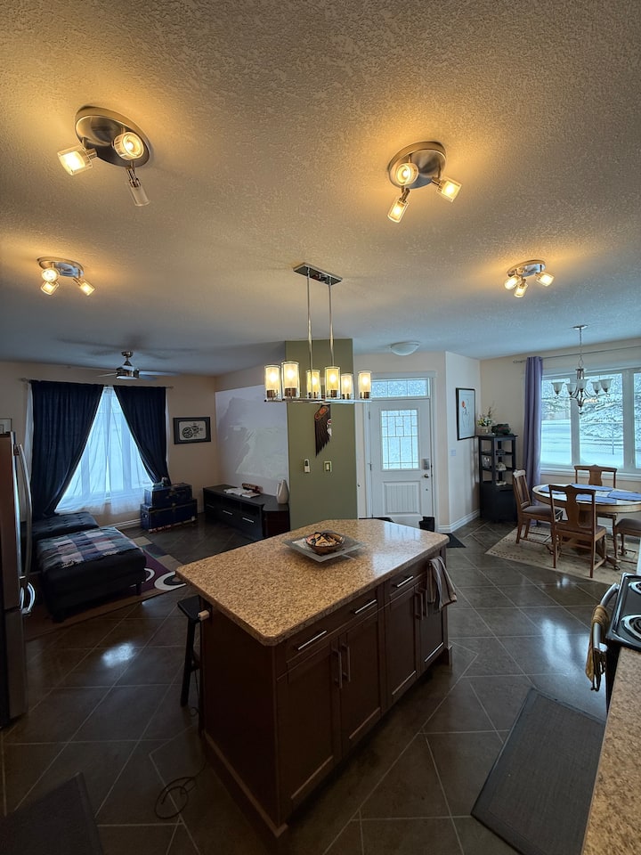 West Country Comfort - Sundre