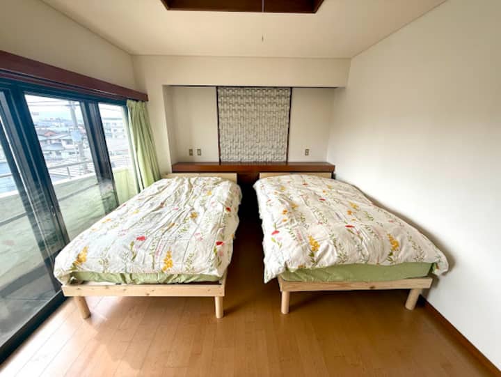 高松駅から10分、栗林公園、104㎡3階・4階のメゾネットタイプ、屋上50㎡のお部屋です - Takamatsu