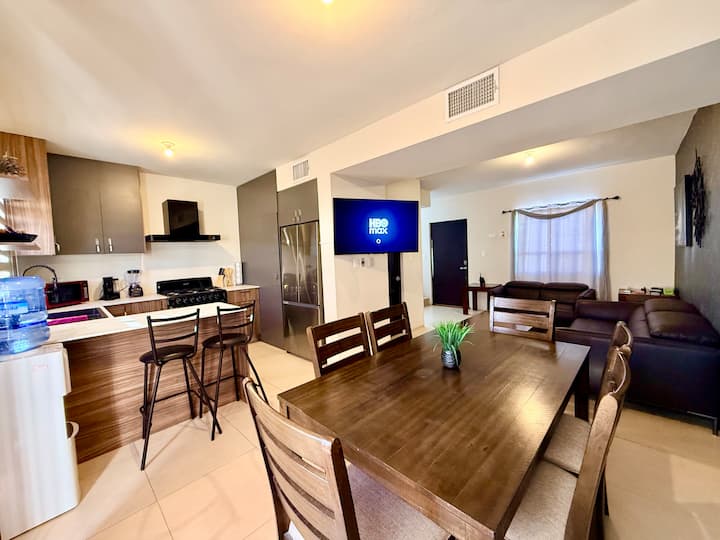 Hospedaje Tranquilo Y Seguro En Privada Moderna 3 - Ciudad Juárez