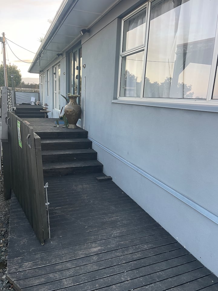 Nz Airbase View / 21kms To Cbd / Lifestyle Block - Riverhead