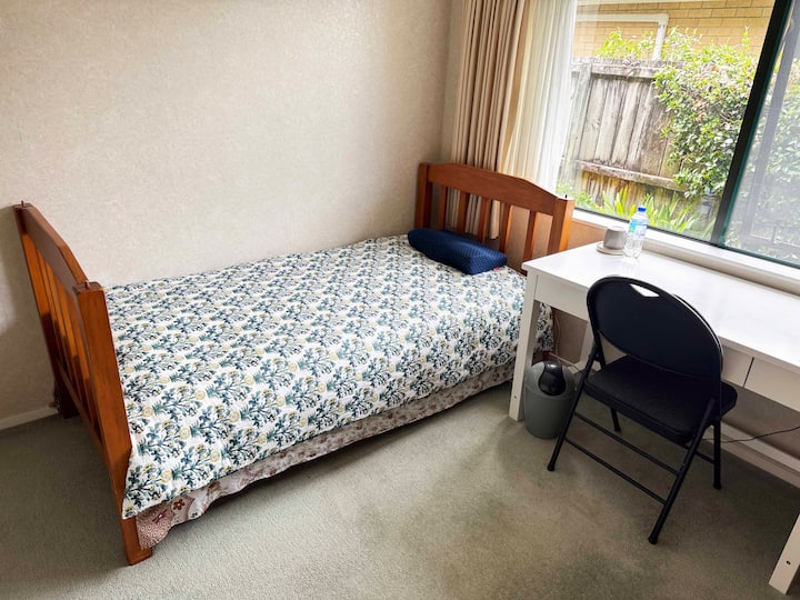 Cozy Room At Affordable Price Roy’s House - Auckland
