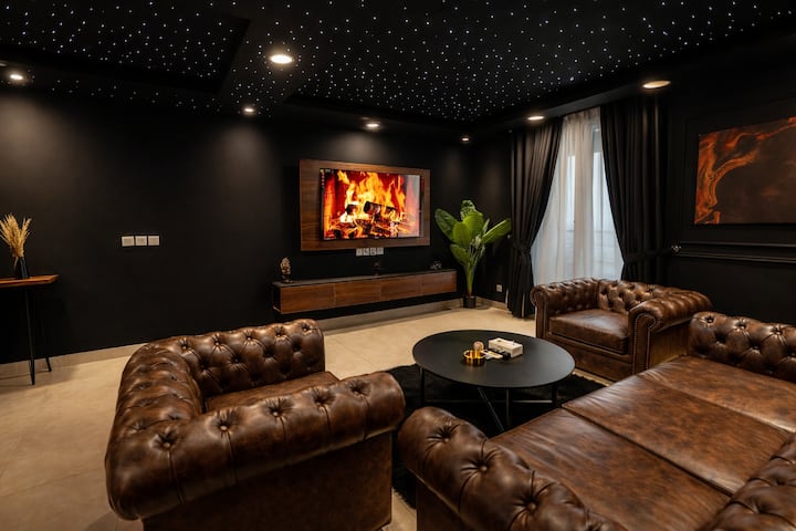Prestige 3br|pool Table & Exclusive Starlit Lounge - Lahore