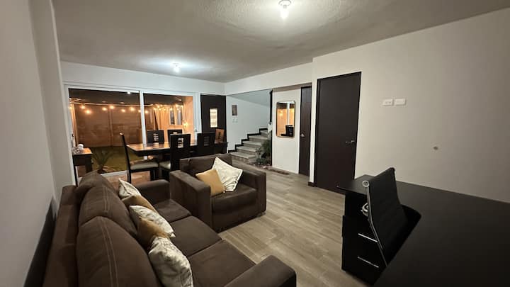 Casa En Condado Florenza - San José Pinula