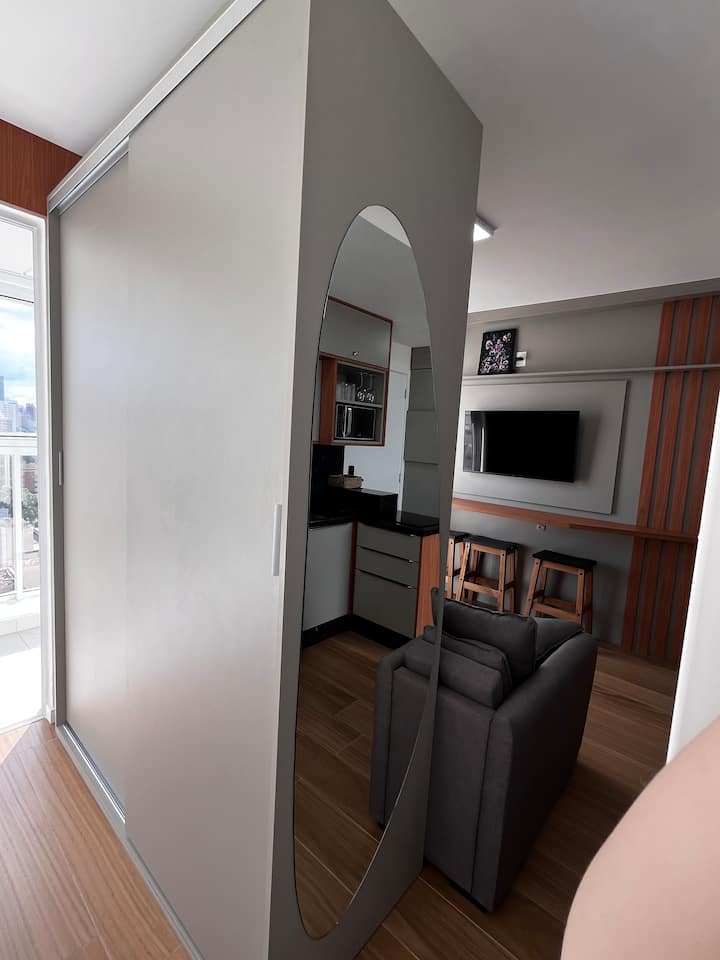Apartamento Espaçoso Com Vista Incrível - Curitiba