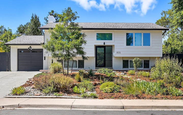 Lovely Modern House With Views And Hot Tub! - Boulder, CO