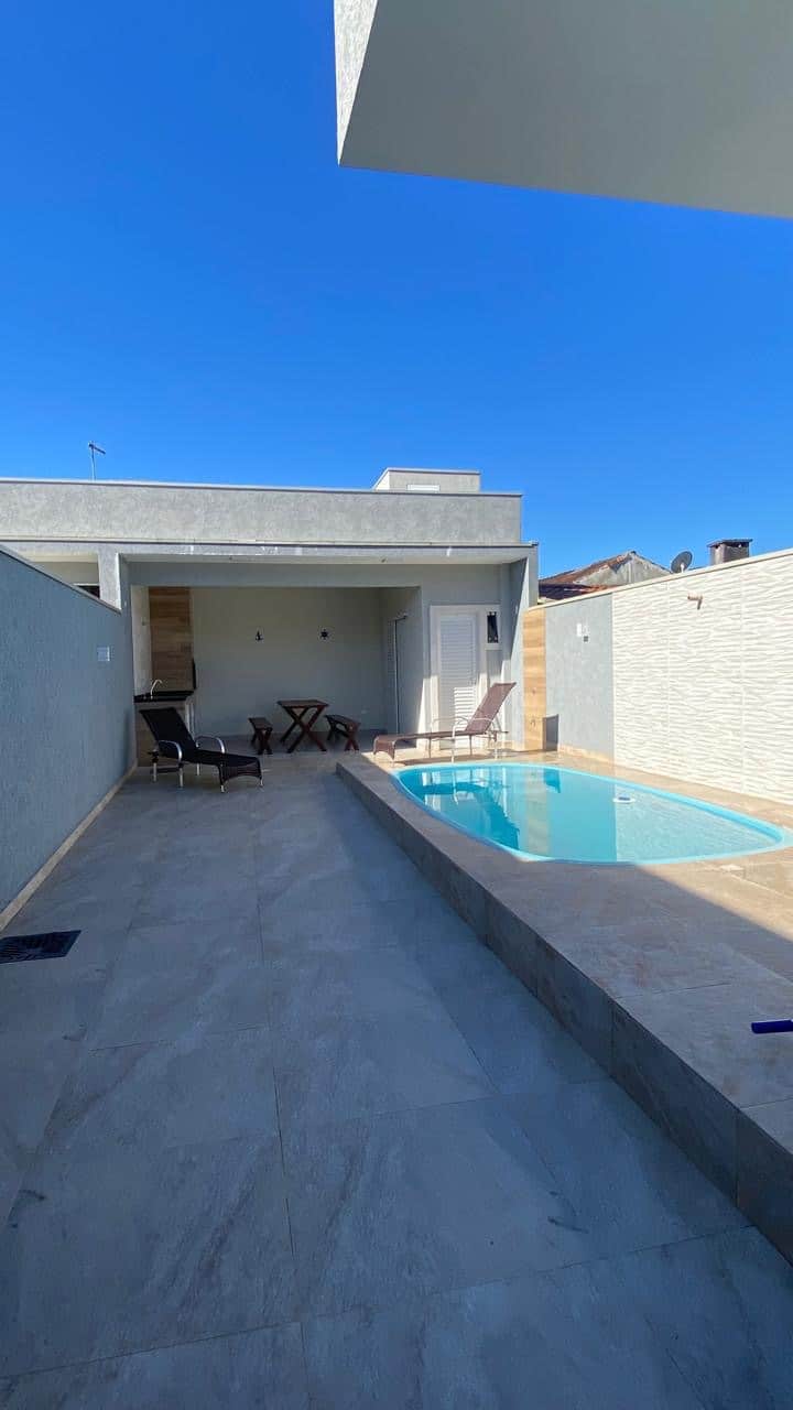Casa Em Coroados/guaratuba Piscina E Churrasqueira - Itapoá