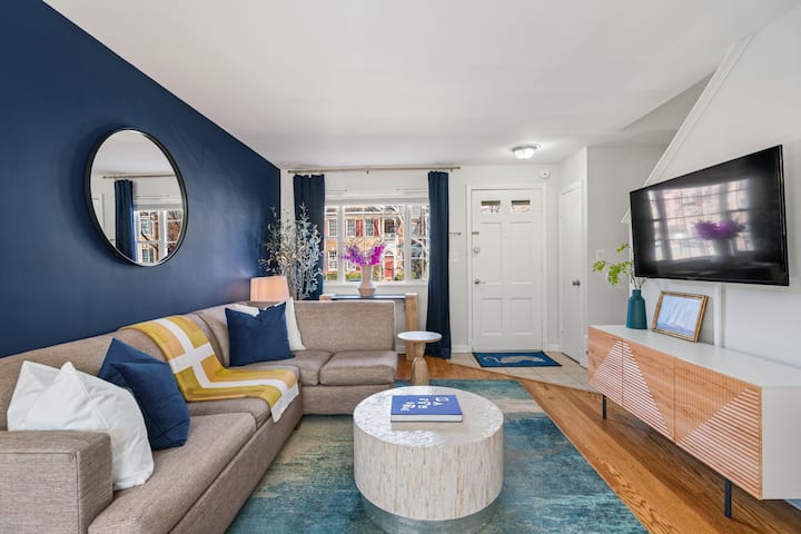 Old Town Living <|> Xcape To Vibrant Old Town - Alexandria, VA