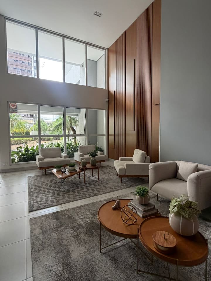 Hospede-se Com Conforto, Vista Incrível E Garagem! - Curitiba