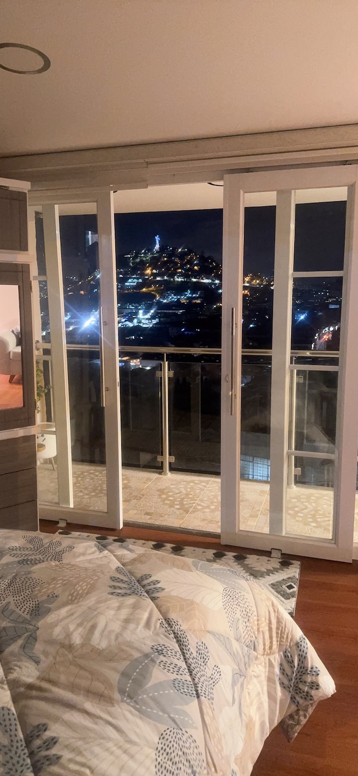 Centro Histórico En Casa - Quito