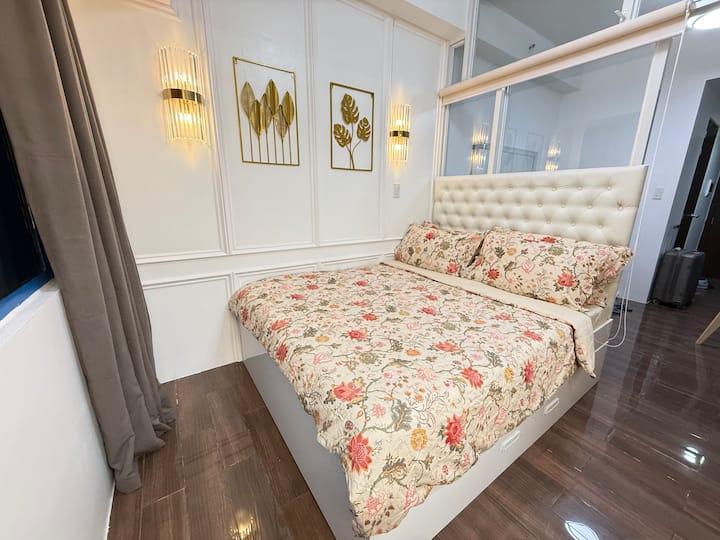 Cozy, Relaxing Skyline View; Free Parking - Metro Manila