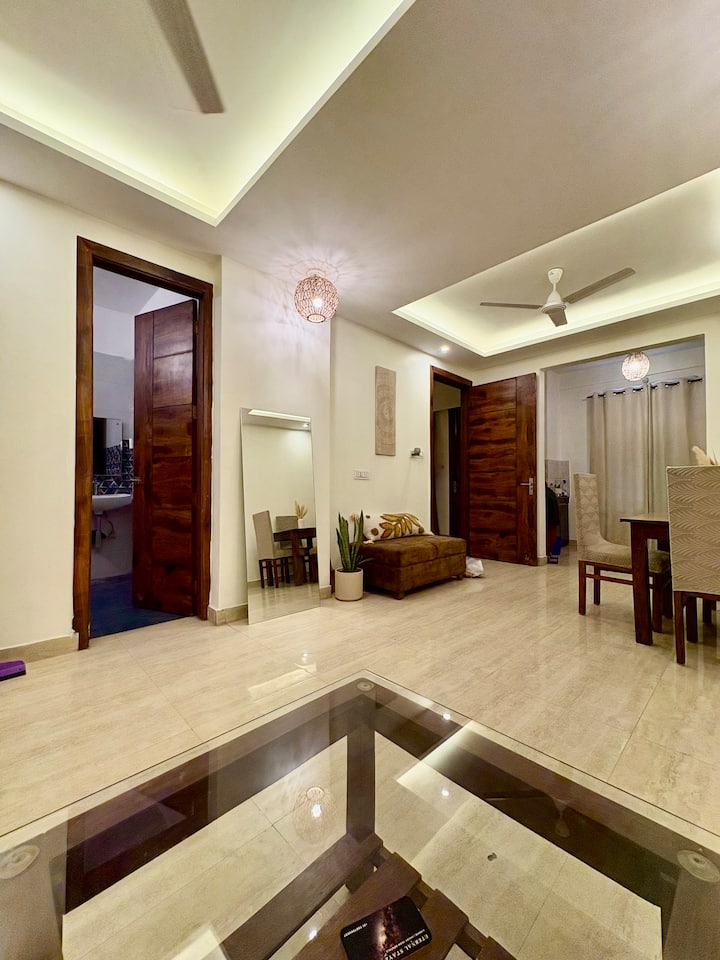 Retreat Stay | Ac 1bhk | Walk To Ganga | Tapovan - 瑞詩凱詩