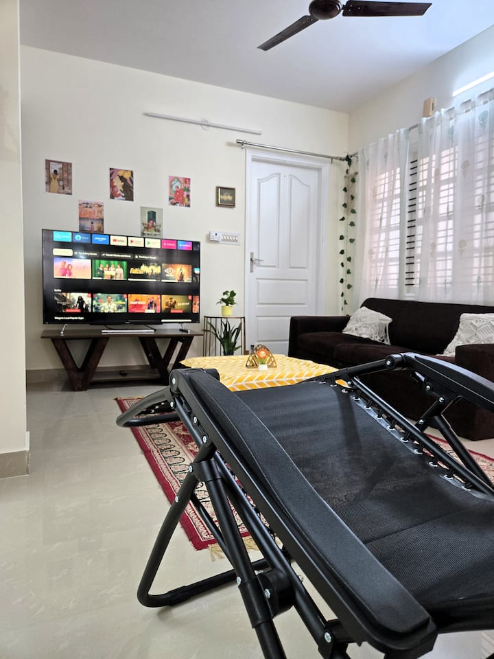 Cozy Chic 2bhk Home Near Manyata Tech Park - Bengaluru