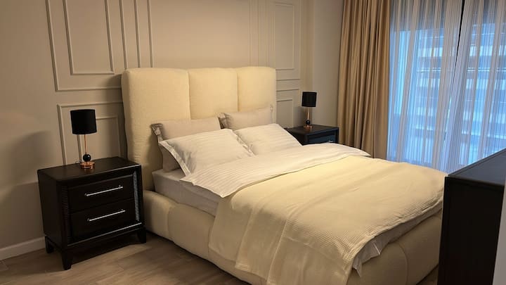 Beachfront | Pool On-site | Large Balcony - Konstanca